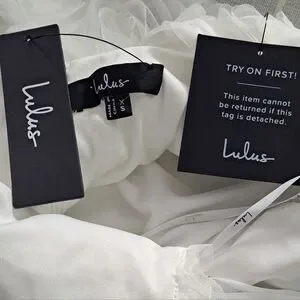 Lulus | Dresses | Lulus White 3d Rosette Halter Mini Dress Nwt Xs Open ...